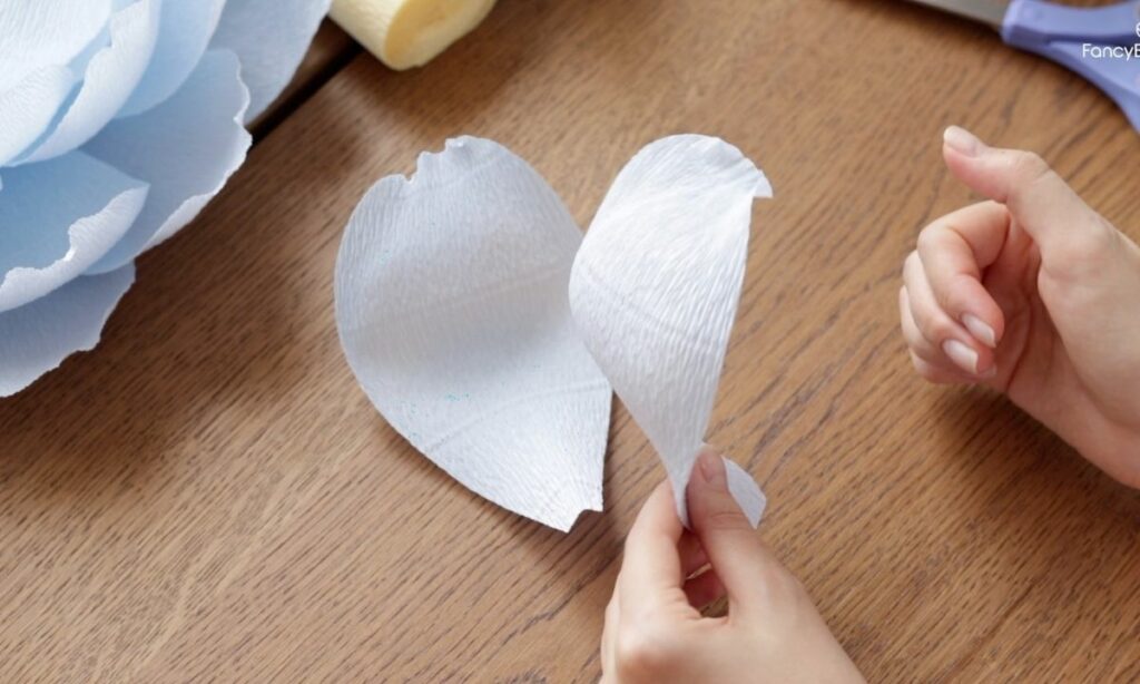 EASY Crepe Paper Flowers For Beginners - Step By Step Tutorial - FancyBloom