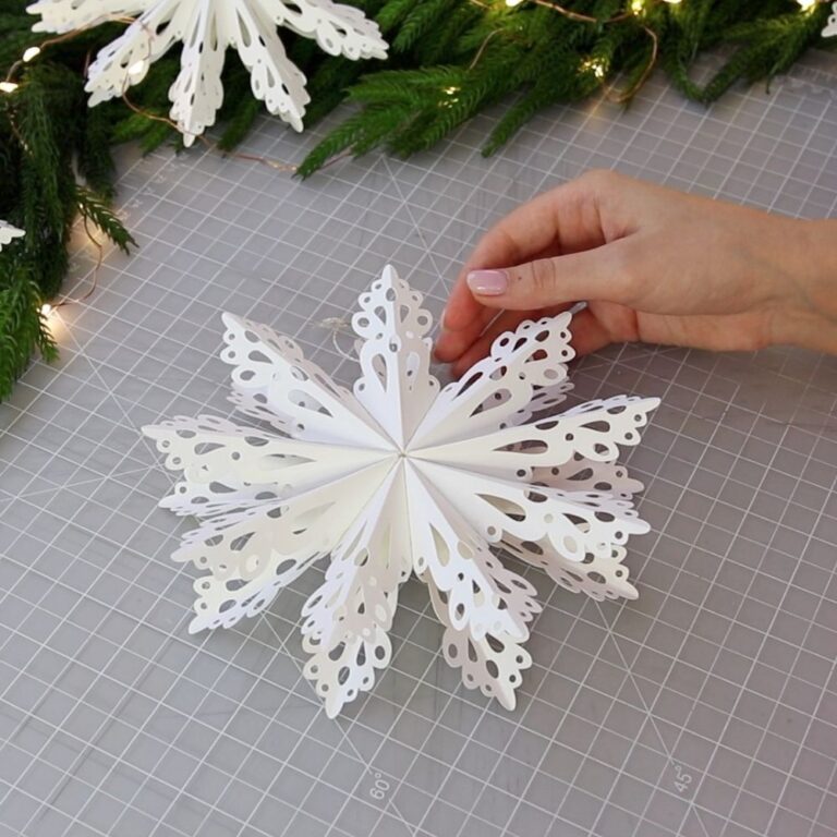 3D Paper Snowflake Template - FancyBloom